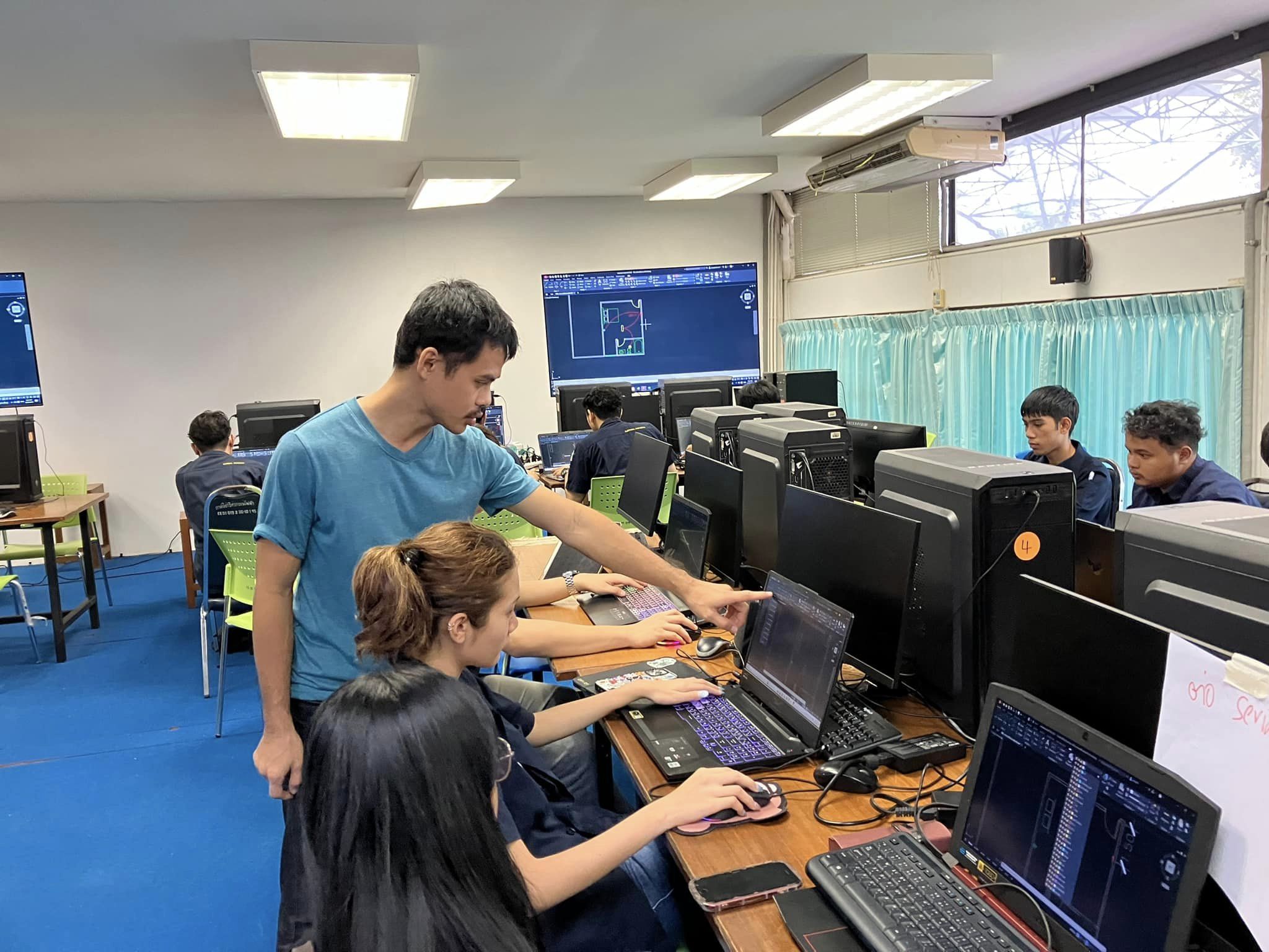 โครงการ IHPT "การเขียนแบบไฟฟ้าด้วยโปรแกรม AutoCAD พื้นฐาน" รอบที่ 1