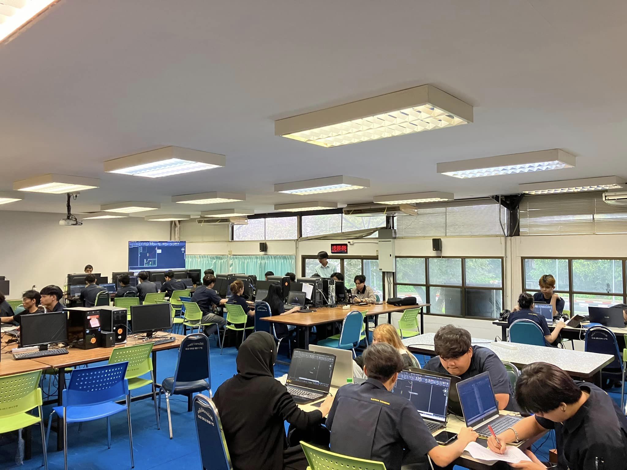 โครงการ IHPT "การเขียนแบบไฟฟ้าด้วยโปรแกรม AutoCAD พื้นฐาน" รอบที่ 1